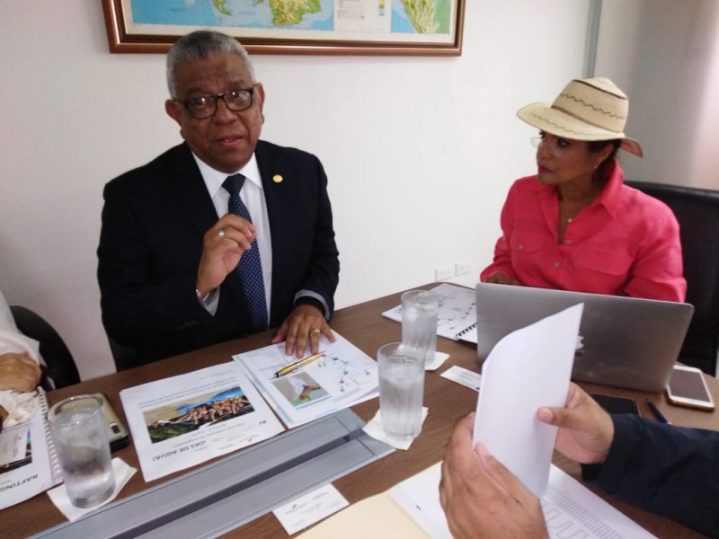 El Gerente de ETESA se reúne con la Viceministra de Turismo - ETESA ...